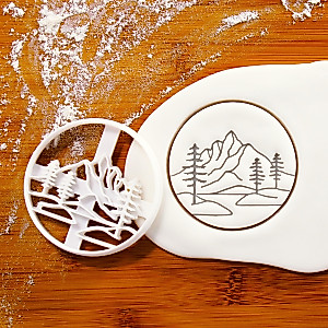 Mountain with Pine Tree Forest cookie cutter, 1 piece - Bakerlogy