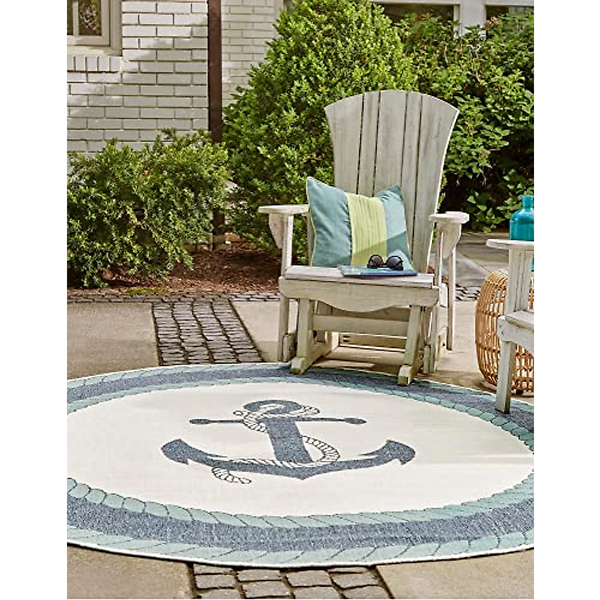 Unique Loom Outdoor Coastal Collection Area Rug - Anchor (4' 1" Round, Navy Blue/ Light Blue)