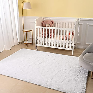 Maxsoft Fluffy Shag Bedroom Rug, 4x6 Feet White Area Rugs for Living Room Nursery Bedside, Fuzzy Plush Dorm Rug for Girls Kids, Furry Carpet for Indoor Modern Soft Home Decor