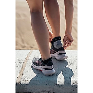 FALKE Women's TK5 Wander Invisible Hiking Socks, No Show, Light Padding, Athletic, Breathable Quick Dry, Merino Wool, Black (Black-Mix 3010), 5-6, 1 Pair