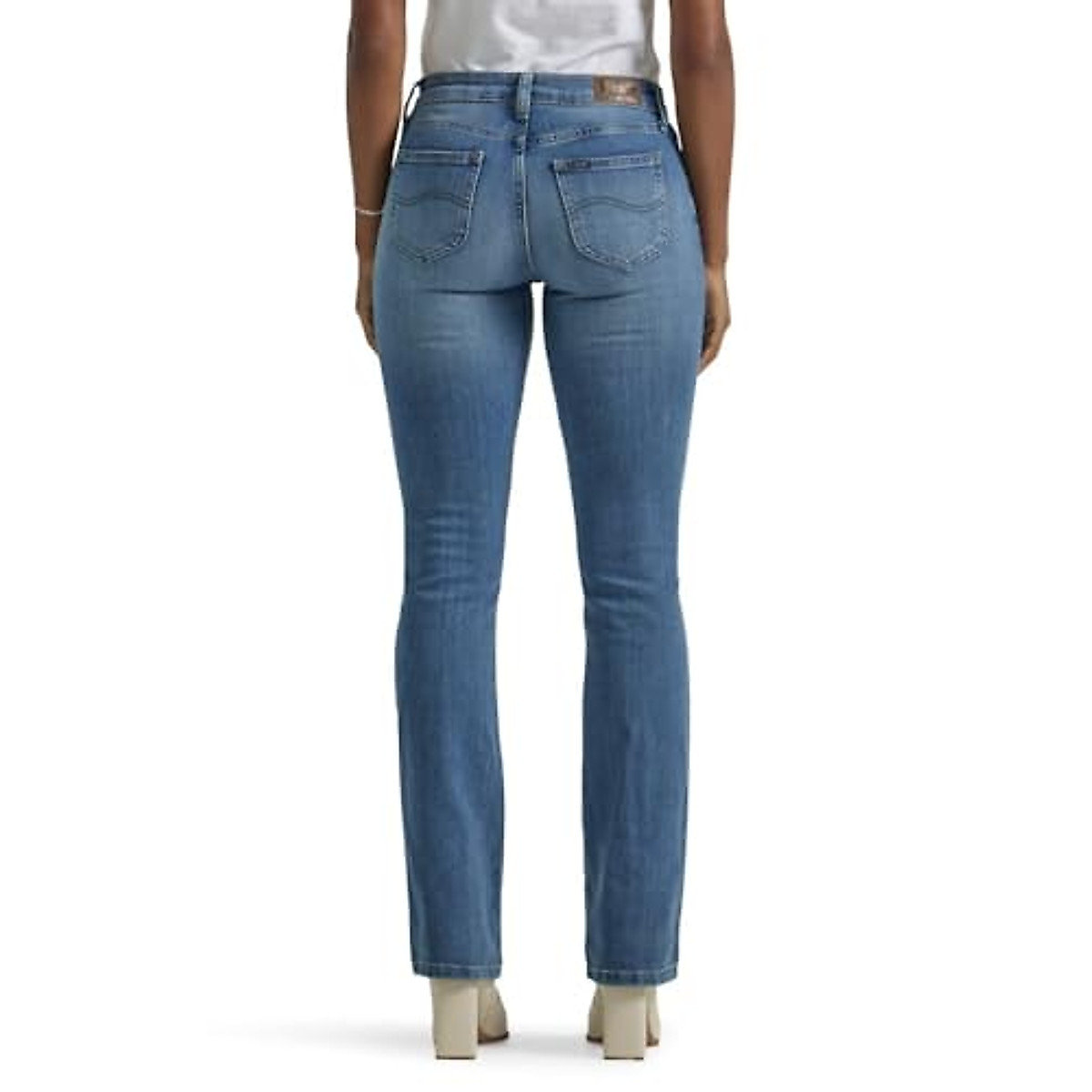 Lee Women's Legendary Mid Rise Bootcut Jean Heritage Fade 8 Short