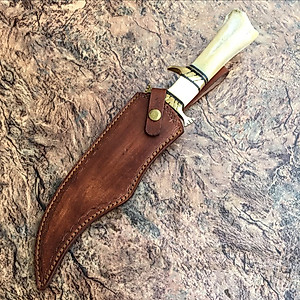 Poshland RG-44 Handmade Damascus Steel Hunting Knife - Gorgeous Handle