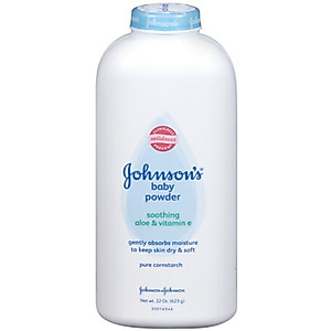 Johnson's Baby Powder with Naturally Derived Cornstarch Aloe & Vitamin E, Hypoallergenic, 22 oz (Pack of 6)