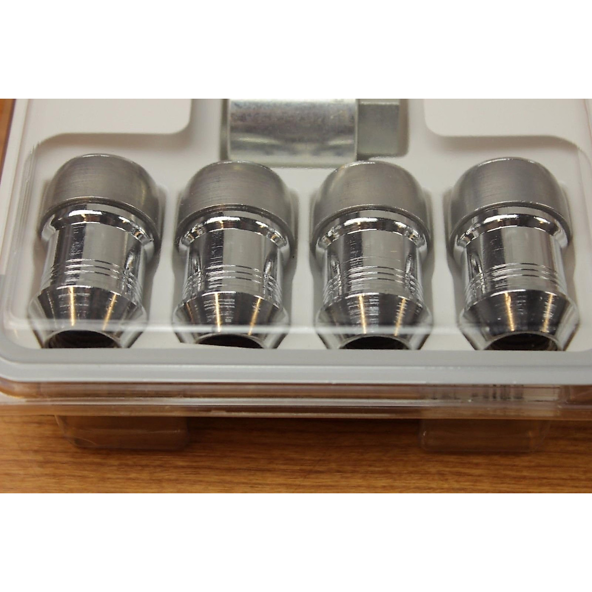 Jeep Grand Cherokee Dodge Durango Ram Pickup Wheel Lock Kit Mopar OEM