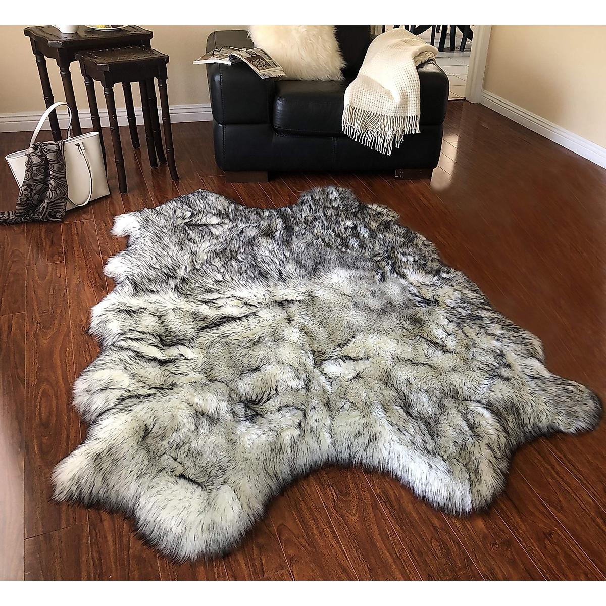 LAMBZY Faux Sheepskin Super Soft Free Shape Silky Shag Rug, Luxury Shaggy Silky Plush Carpet for Bedrooms Rugs Living Room Sofa Floor Rugs (4 Pelts 4'x6', 120cm X 180cm White with Black Tips)