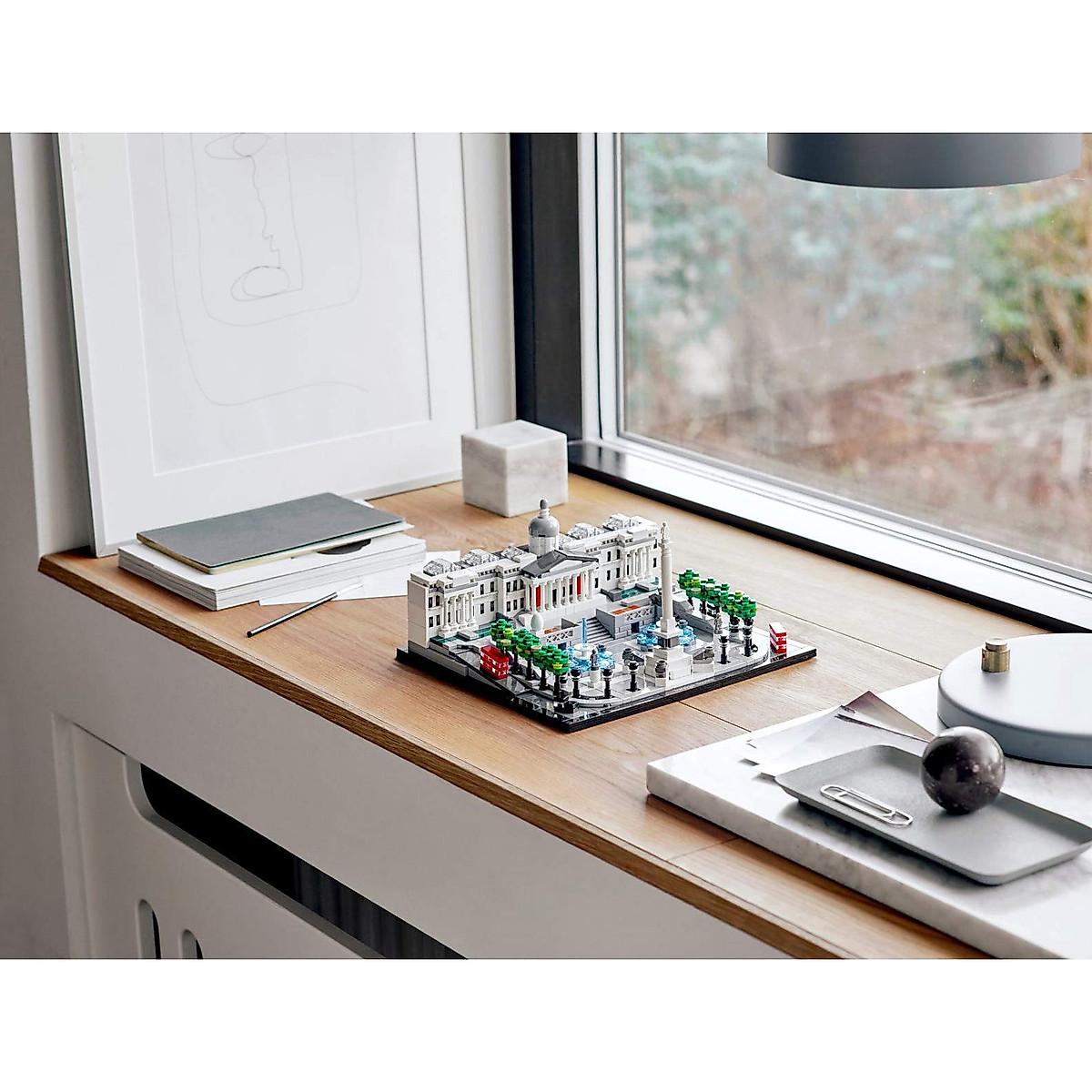 LEGO Architecture 21045 Trafalgar Square Building Kit (1197 Pieces)