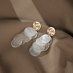 Winssigma Shell Earrings for Women, Cluster of Round Shell Drop Dangle Earrings Summer Beach Jewelry(White)