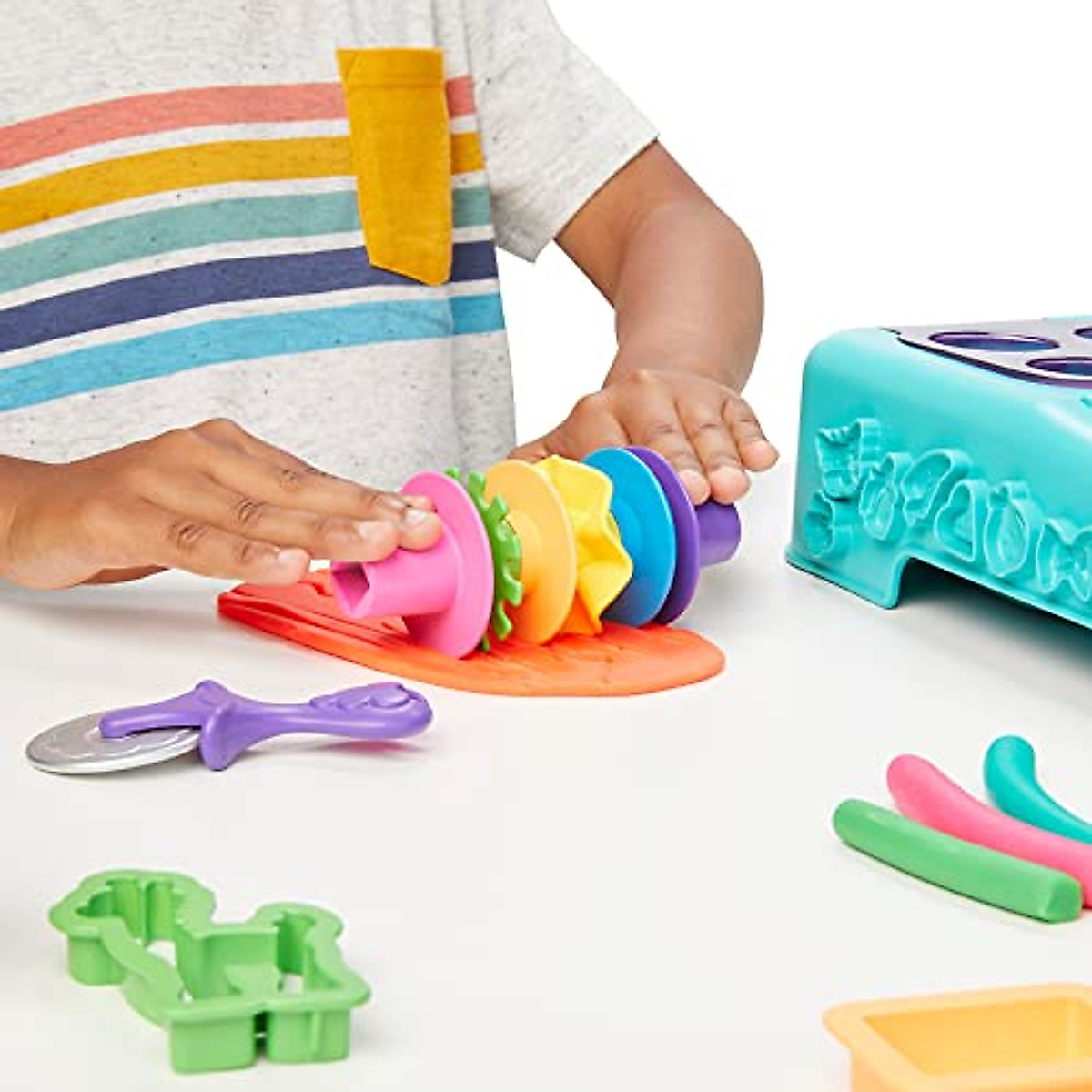 Play-Doh Set On The Go Imagine and Store Studio, with 30 Tools and 10 Cans of Modeling Compound, Travel Toys for 3 Year Old Girls and Boys and Up, Non-Toxic