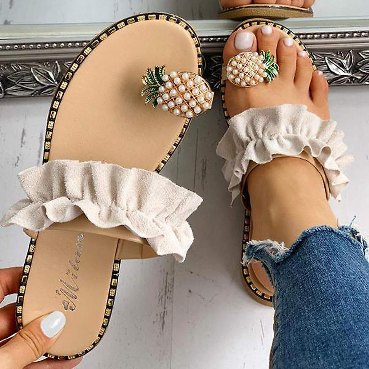 NEARTIME Cute Slippers for Women Girls Pearl Flat Bohemian Style Sandals Casual Flat Flip Slip-On Crystal Beach Shoes