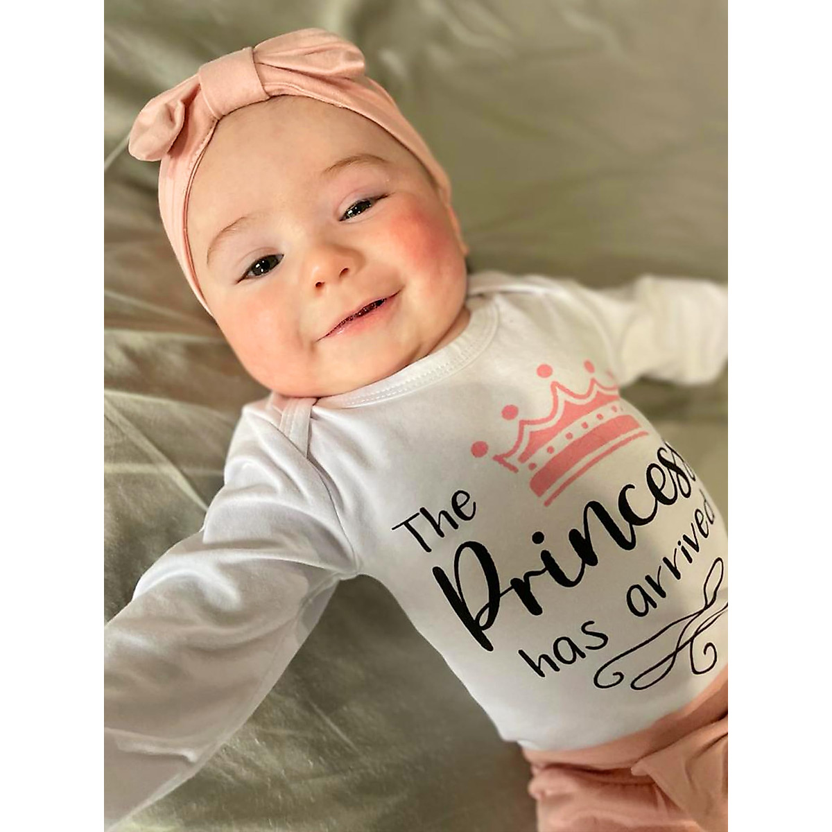 TyeSmo Newborn Girl Clothes the Princess Has Arrived White Long-sleeve Top + Pants + Headband + Hat Newborn Baby Girl Clothes