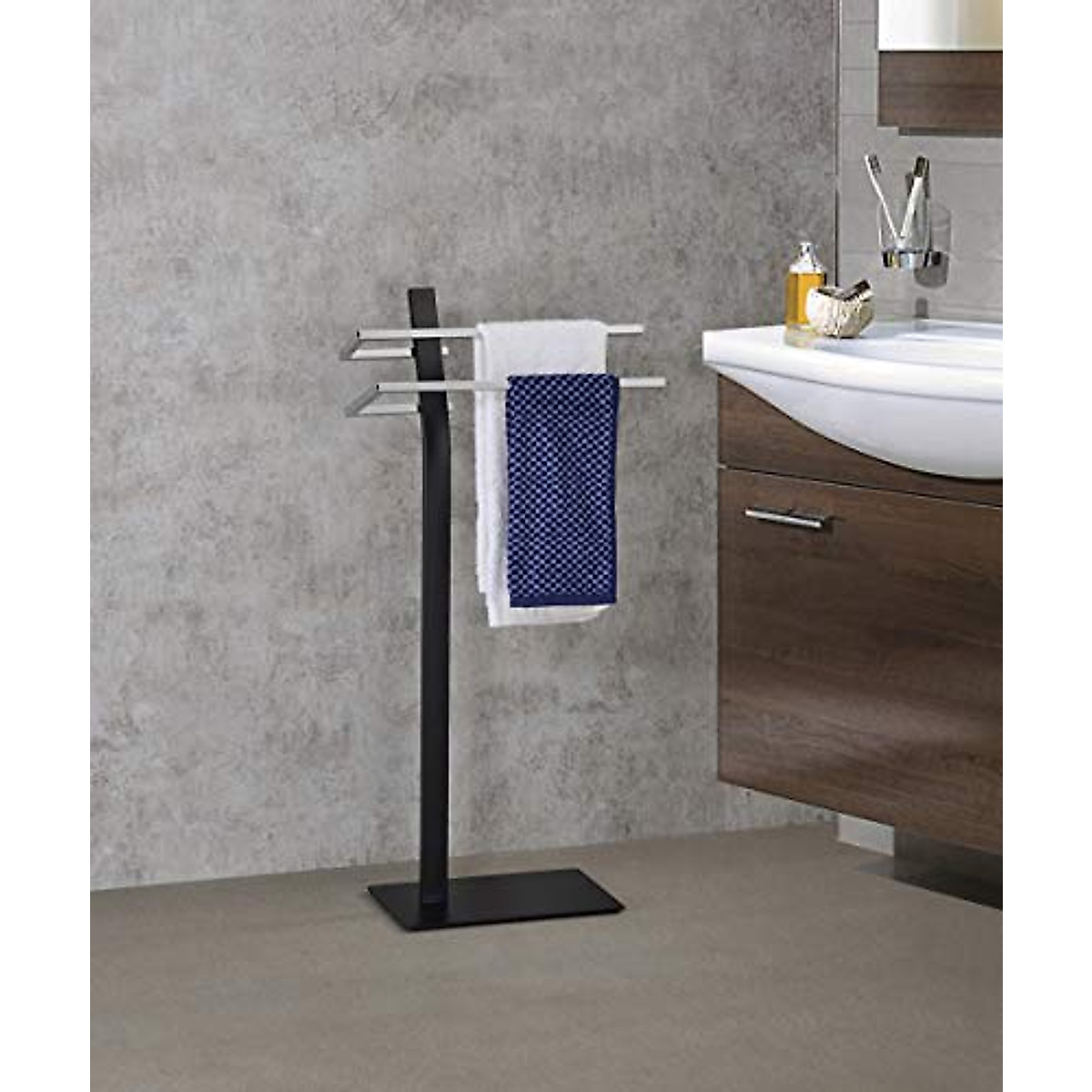 Kings Brand Furniture - Sierra Metal Freestanding Bathroom Towel Rack Stand, Black/Chrome