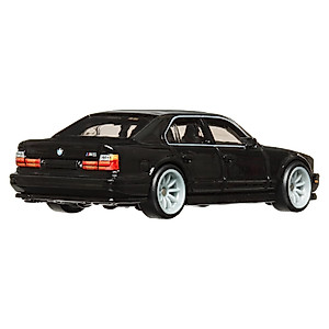 Hot Wheels HKD28 Fast and Furious - 1991 BMW M5 [3 Years Old and Up]