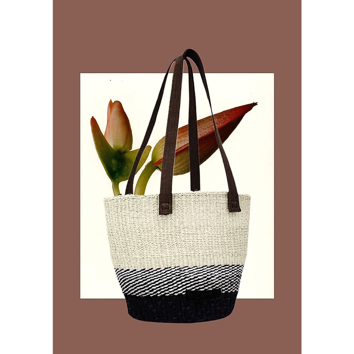 Airi Women's Miru Handwoven Natural Sisal Shoulder Bag Handmade In Kenya