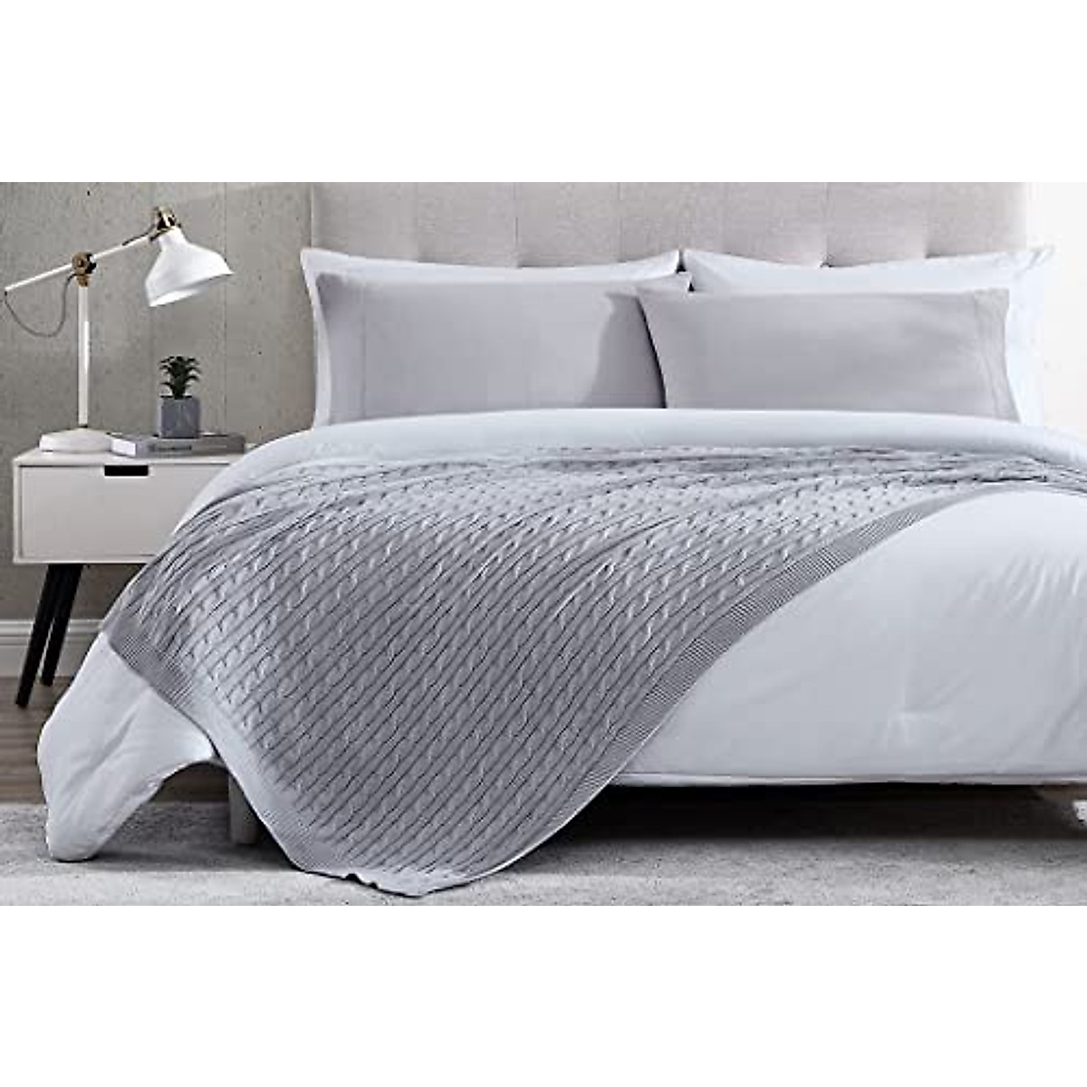 The Nesting Company – Oak 100% Cotton Cable Knit 50" x 70" Throw Blanket (Gray)