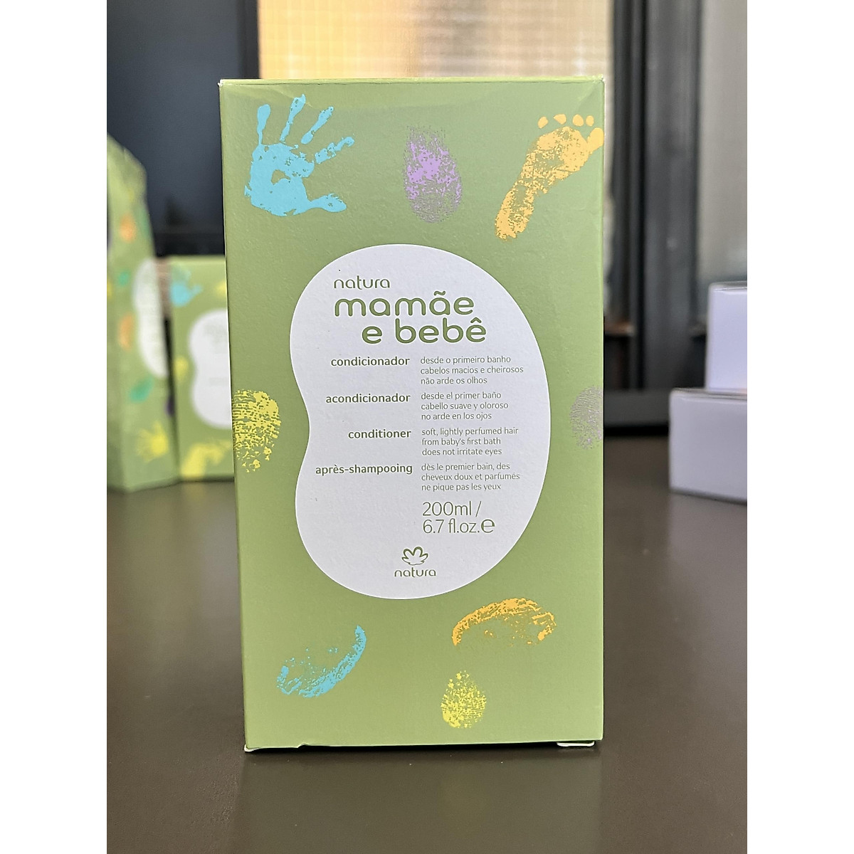 natura - Mamãe e Bebê Baby Conditioner - Untangle & Soften Baby Hair - 100% Vegan - Self-Preserving Formula - 97% Natural Origin - All Skin Types - Cruelty Free - Baby Essentials - 6.7 fl oz (200ml)