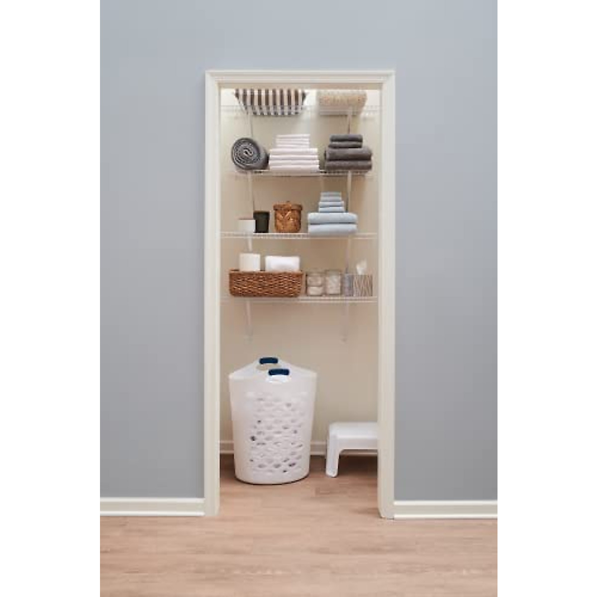 Rubbermaid Direct Wall Mount Linen Shelf Kit, White, Home Organization/Closet/Pantry Shelves for Clothes/Towel/Bedding, 3 Foot