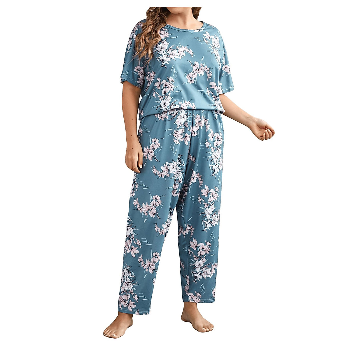 WDIRARA Women's Plus Size 2 Piece Sleepwear Floral Short Sleeve Top and Pants Pajama Set Dusty Blue 4XL