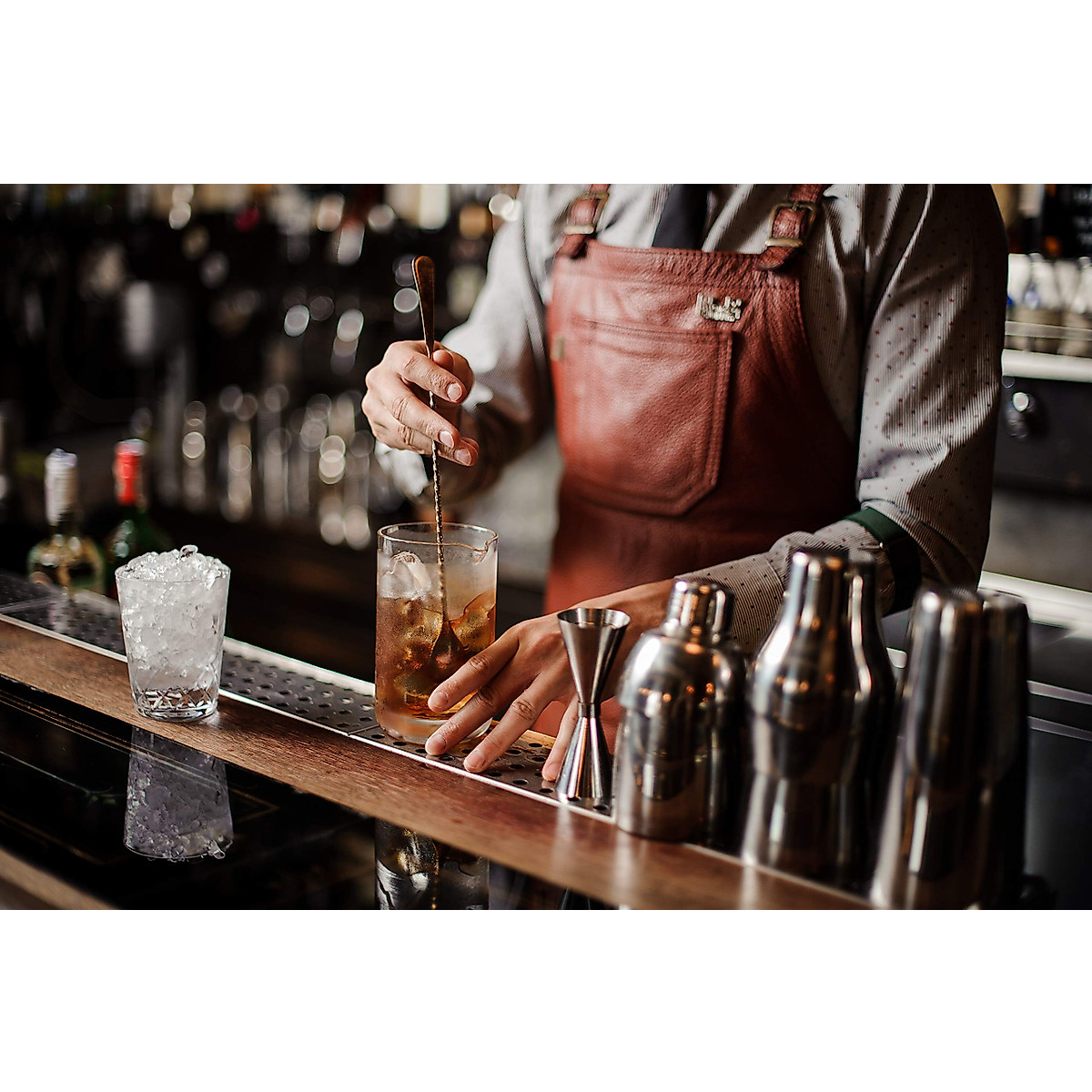 Cocktail Mixing Glass with Seamless and Handblown Construction - Old Fashioned Bar Mixer Glass - Plain Design