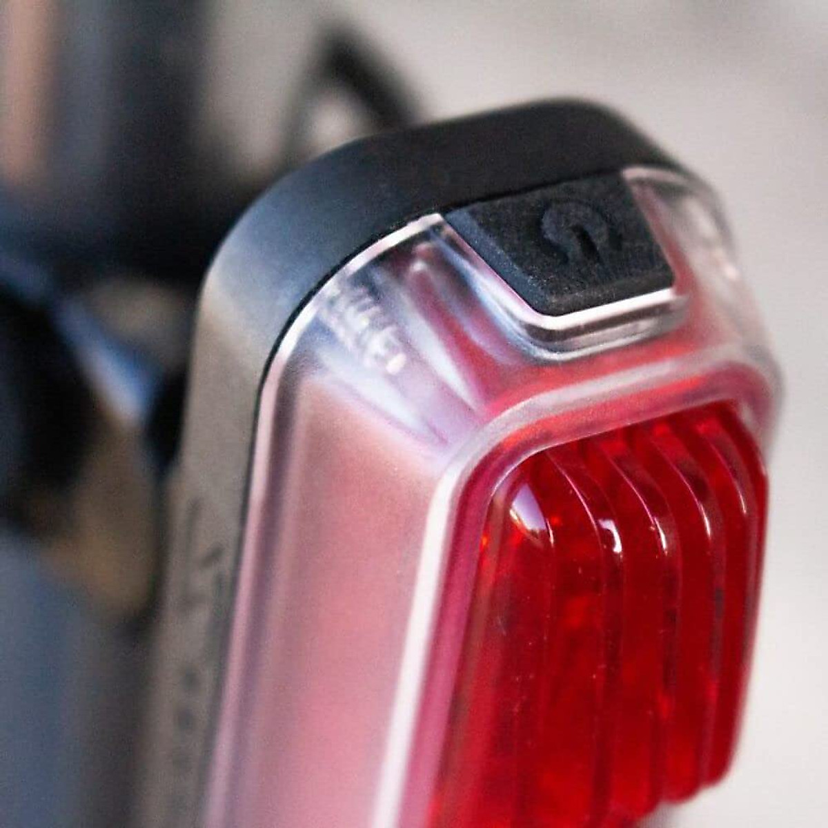 SERFAS Vulcan 130 TAILLIGHT 130 LUMENS
