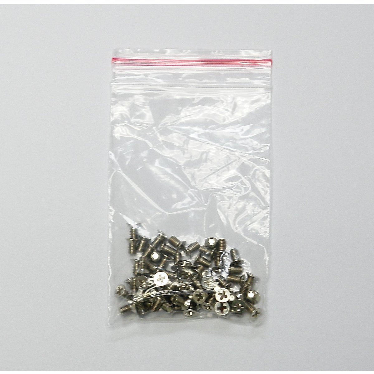 2.5" Drives mounting Screws for Drive Trays of Norco RPC-4224, RPC-4220, RPC-4020, RPC-4216, RPC-4116, RPC-3216, RPC-3116, RPC-2212, RPC-2106, RPC-2208, RPC-2008, RPC-1204.