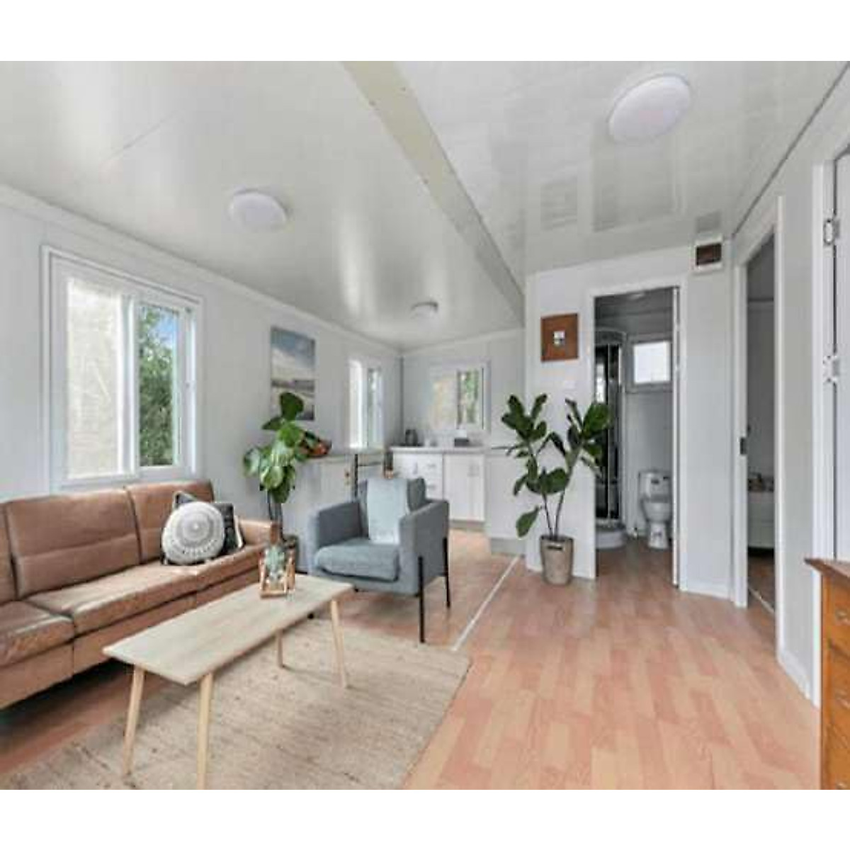 40 ft Modern 2024 Luxury Prefab Villa, Insulated Portable Expandable Container 1 Bedroom. Mobile Tiny Home with Free Electric Water Heater Tiny Backyard House, Movable, Foldable, and Expandable