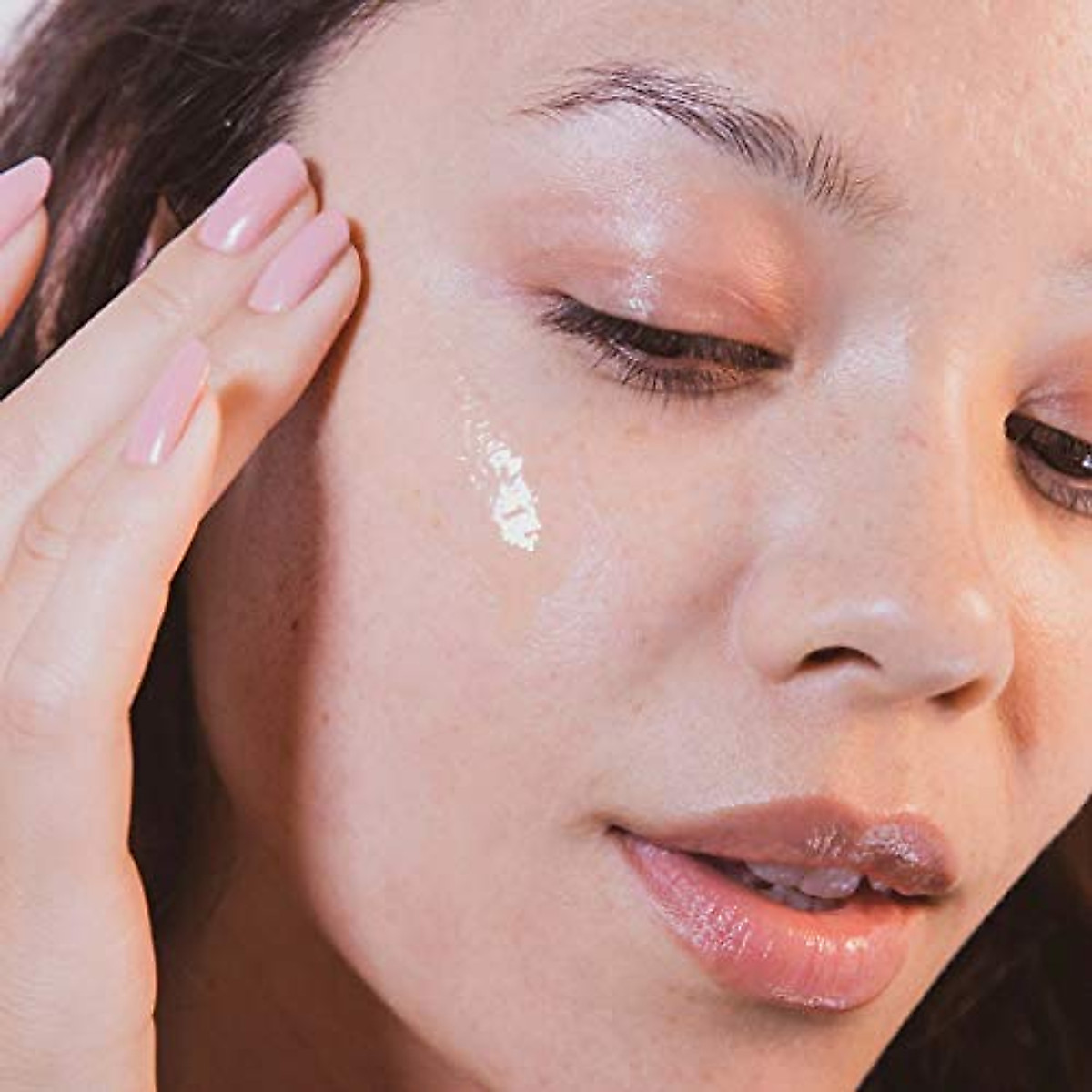 Dermalogica Biolumin-C Serum (1 Fl Oz) Anti-Aging Vitamin C Serum For Face - Exfoliates and Reduces Unbalanced Pigmentation for Brighter, Firmer Skin