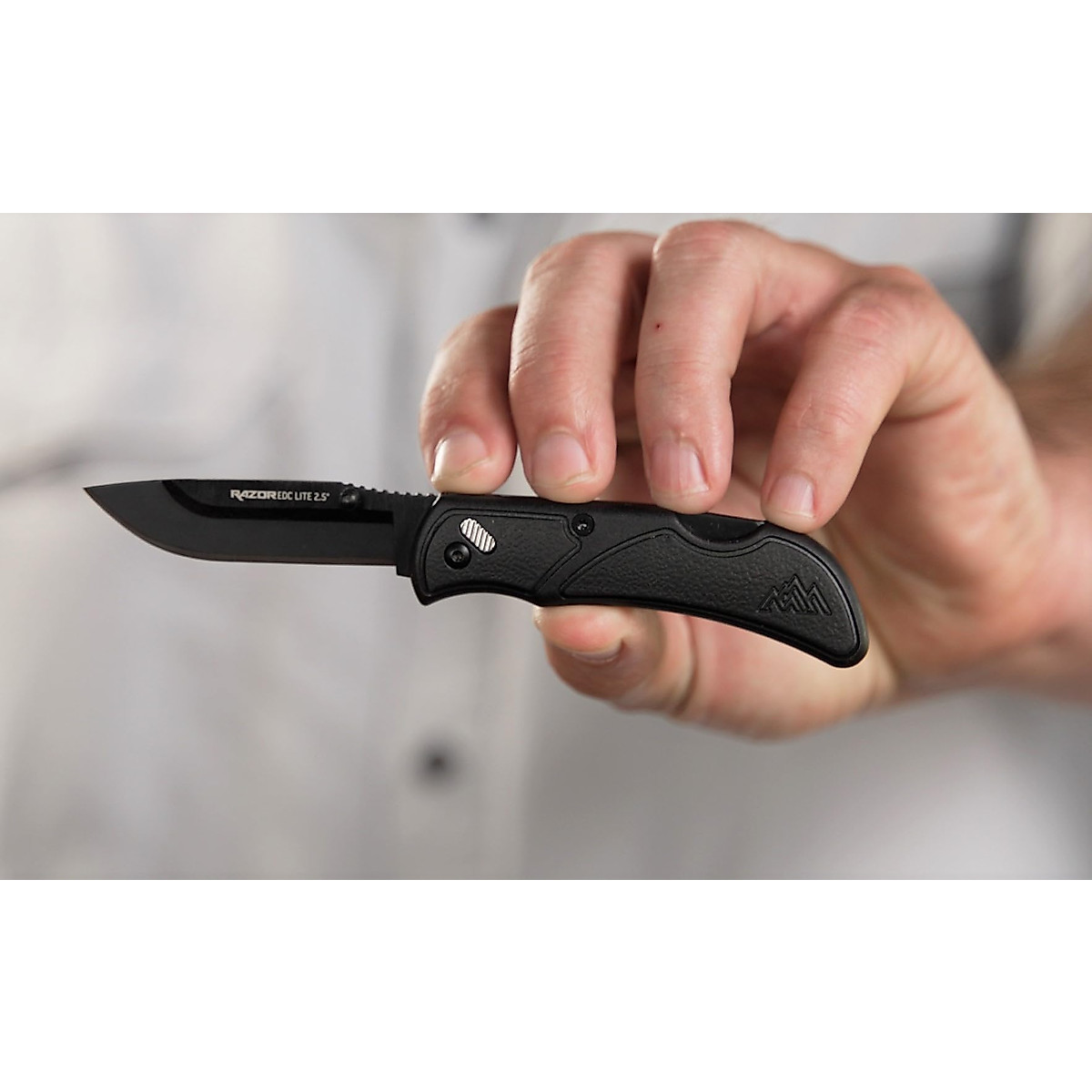 OUTDOOR EDGE Razor EDC Lite Folding Pocket Knife with Clip | Compact 2.5” Replaceable Blade Knife with RazorSafe Blades | Perfect Small Knife for Men, Women, Work & Camping (Black, 2 Black Blades)