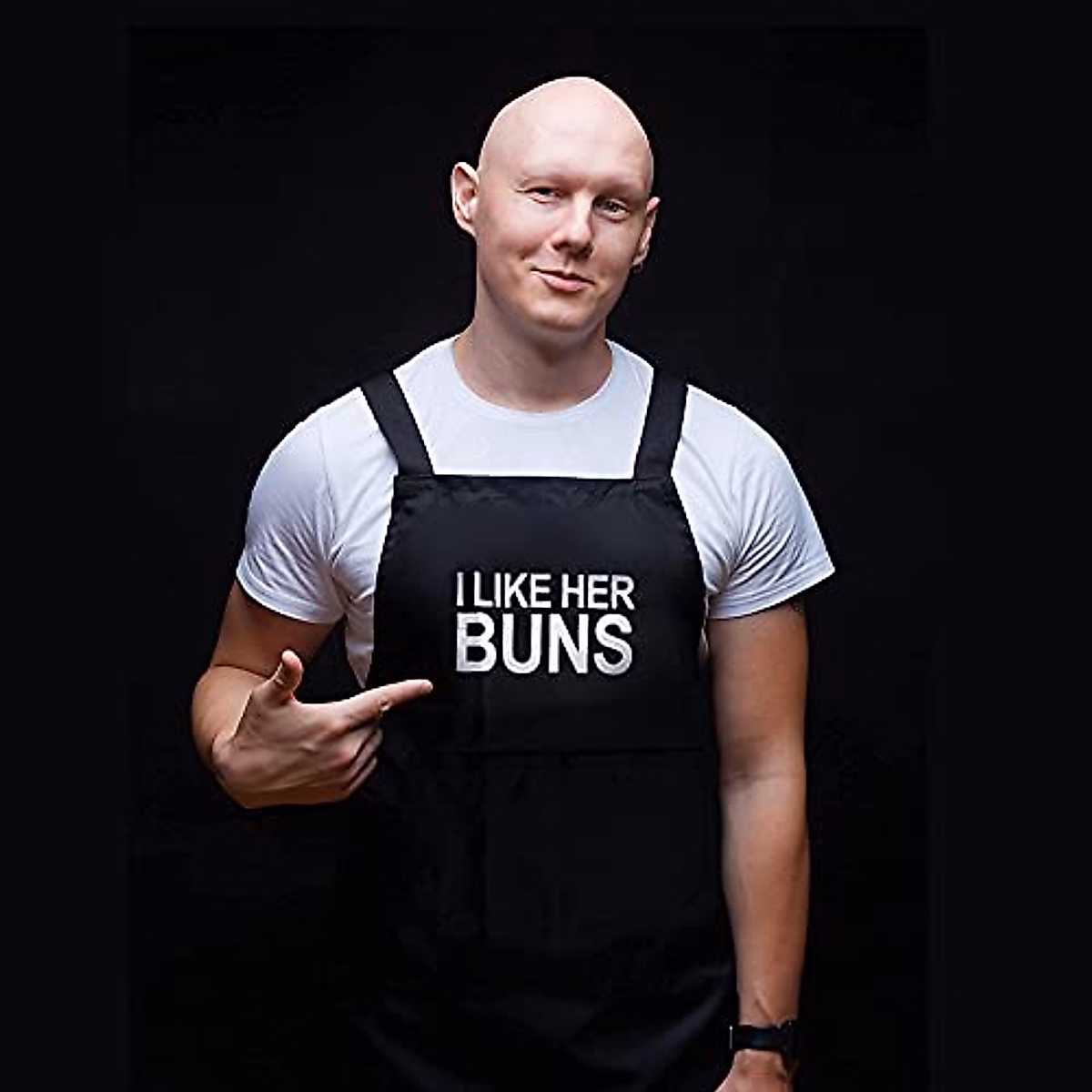 Funny Couple Aprons (2 Pack) & Gift Bag - I Like her Buns, I Like His Meat, Kitchen Couple Apron for Girlfriend, Boyfriend, Best Friend - Birthday, Engagement, Anniversary, Wedding Gift Idea - Forkit