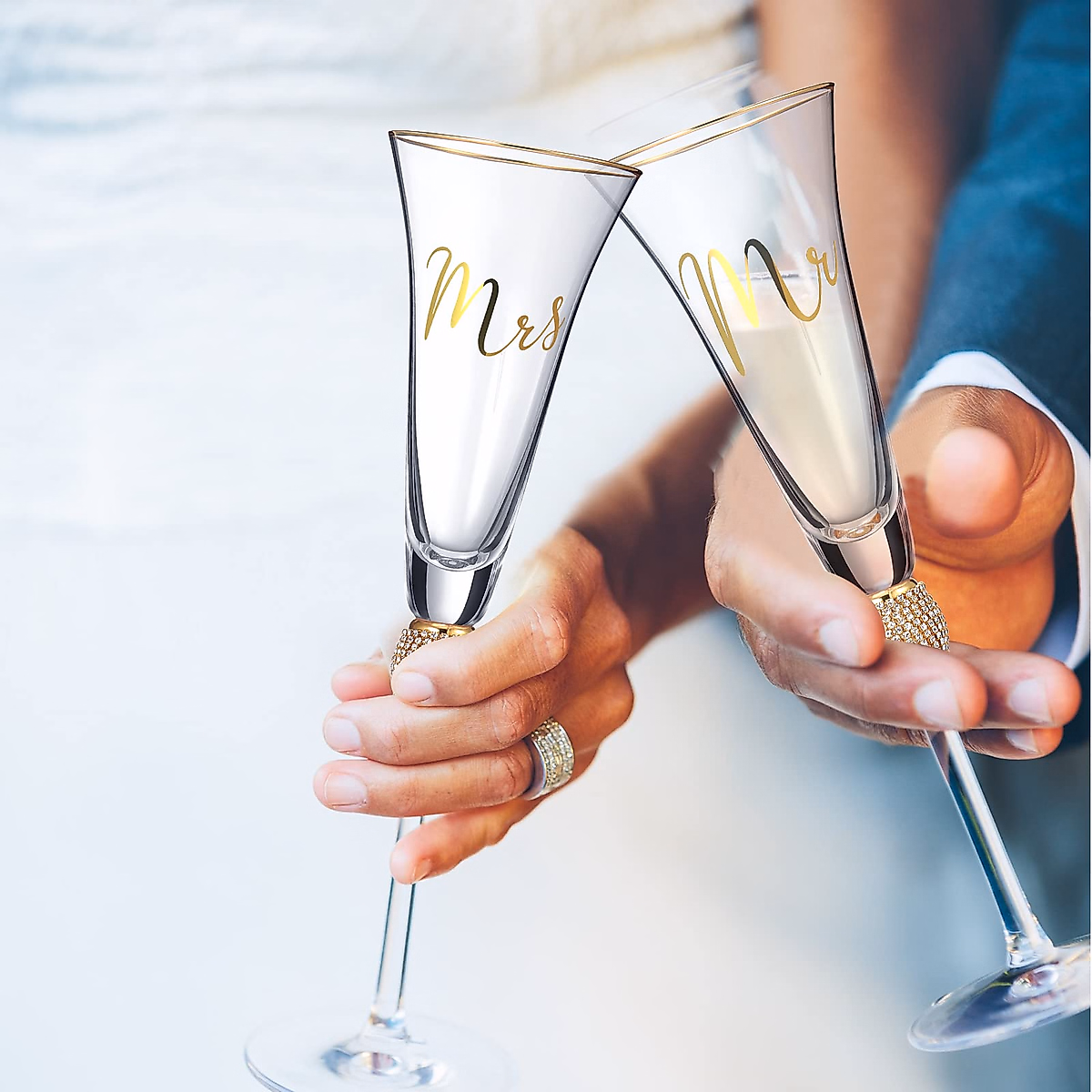 Boao 4 Piece Wedding Toasting Flutes and Cake Server Set Wedding Reception Supplies Champagne Glasses Cake Knife Pie Server (Gold)