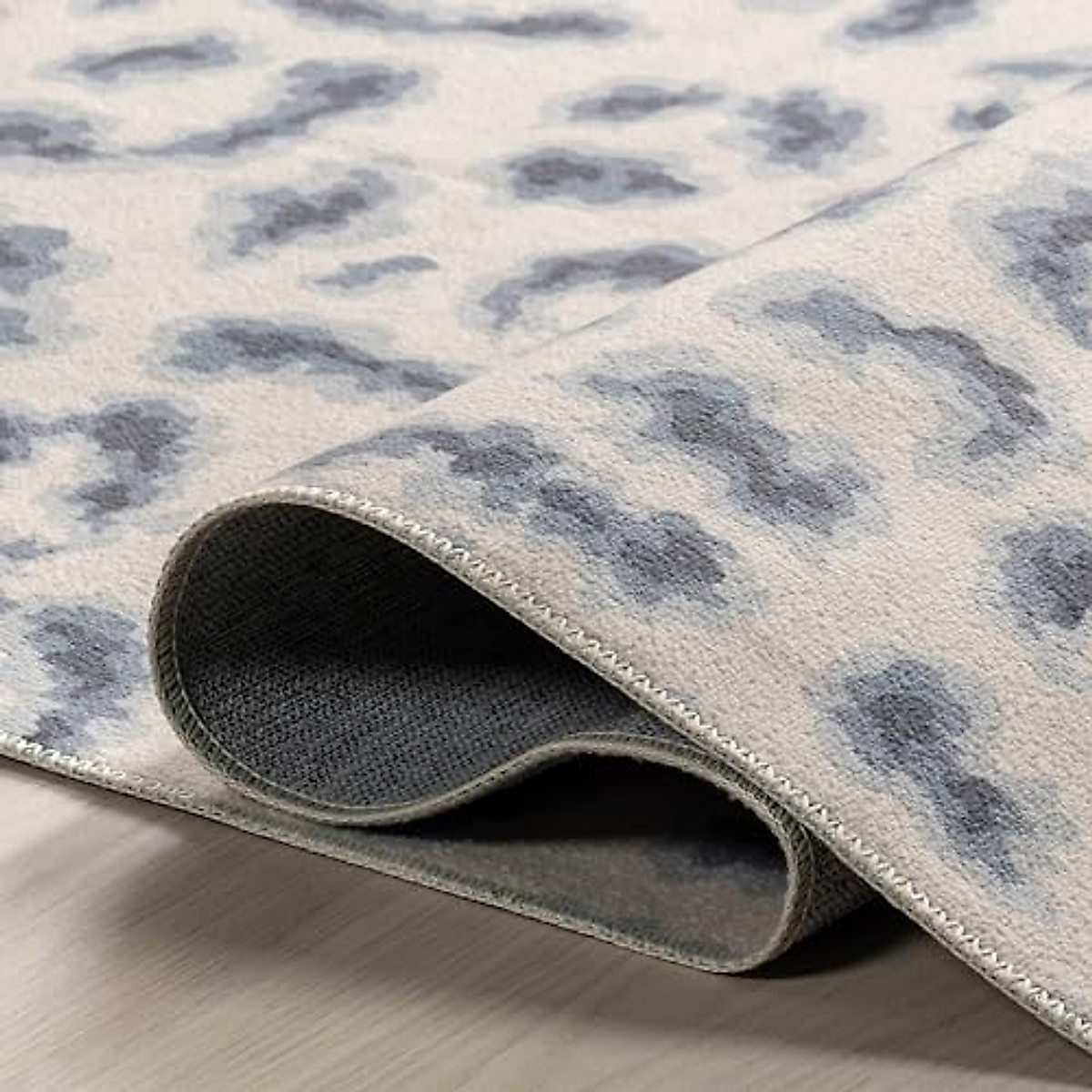 nuLOOM Mason Machine Washable Contemporary Leopard Print Area Rug, 4' x 6', Grey, Rectangular, 0.1" Thick