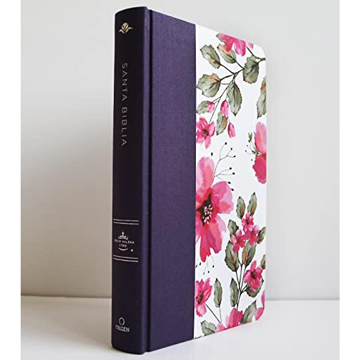 Biblia RVR 1960 letra grande. Tapa dura tela azul púrpura con flores tamaño manu al / Bible RVR 1960 Handy Size Hardcover Cloth with Purple Blue Flowers