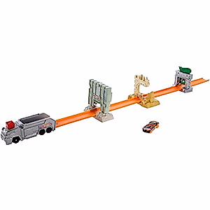 Hot Wheels Earthquake Alley Playset