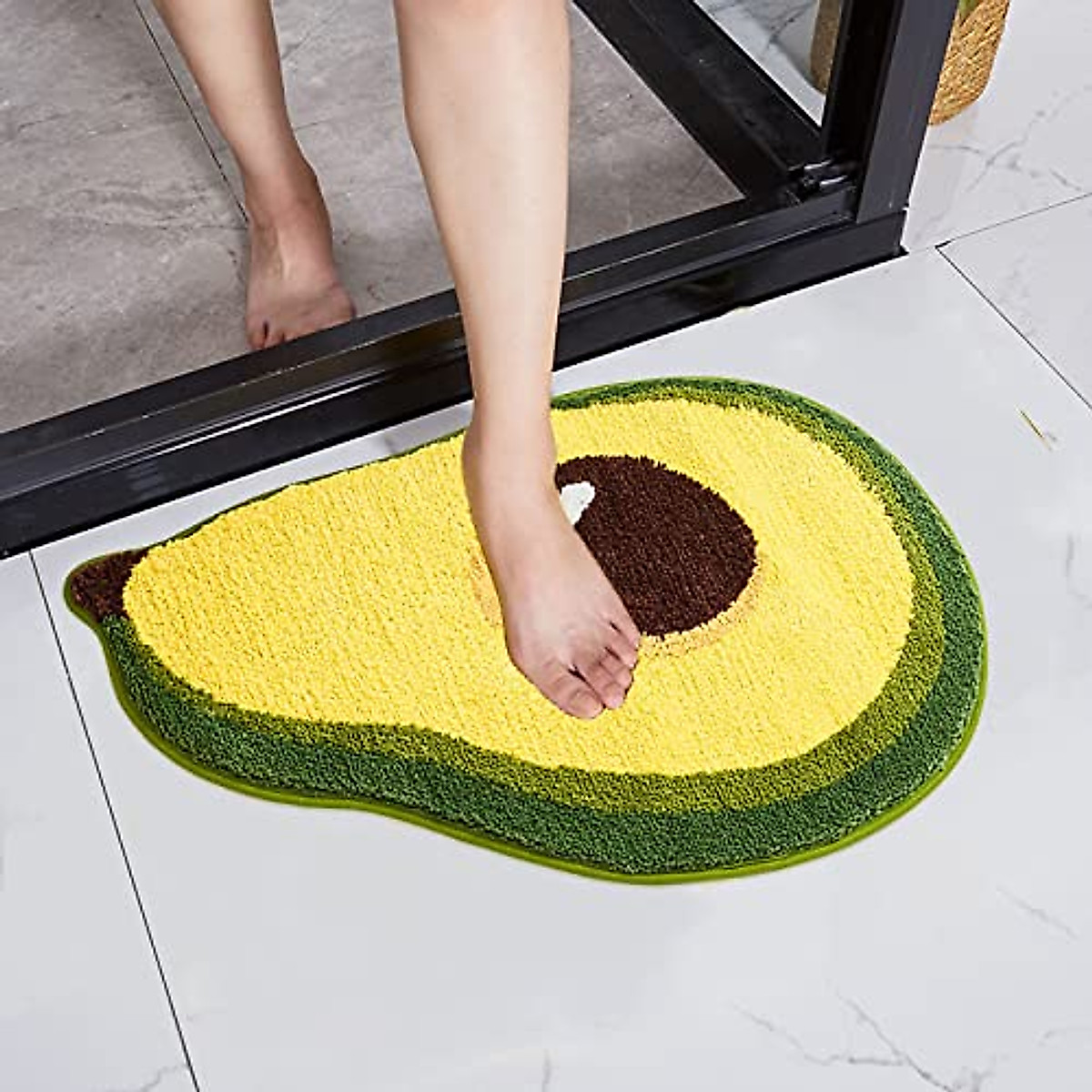 WREWING Cute Bath Mat, Ultra Soft Superfine Fiber Avocado Rug Bathroom, Non Slip Water Absorbent Bath Mat Area Rug for Bathtub Toilet Bedroom Kitchen Bathroom Entrance Mat 19.7 x 31.5 Inch (Avocado)