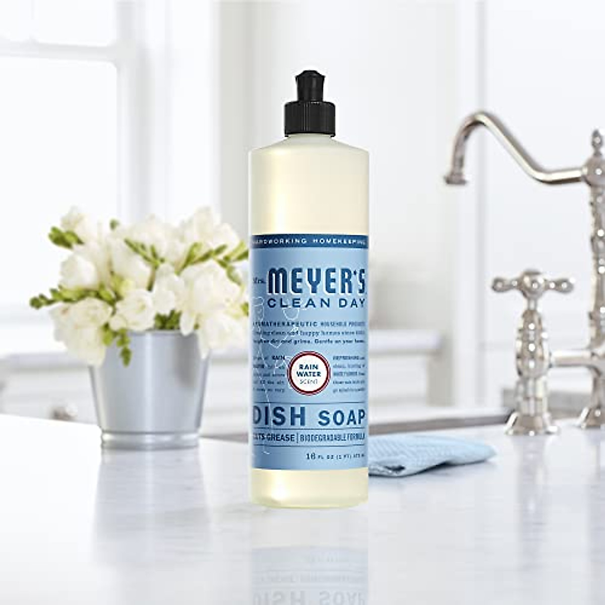 MRS. MEYER'S CLEAN DAY Liquid Dish Soap, Biodegradable Formula, Rain Water, 16 fl. oz