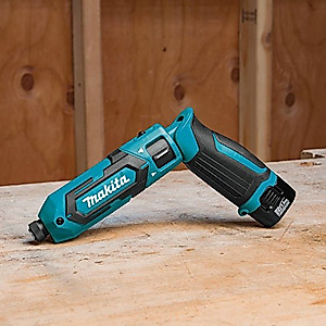 Makita TD022DSE 7.2V Lithium-Ion Cordless 1/4" Hex Impact Driver Kit
