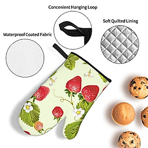 YILEQUAN Lovely Strawberry Print Oven Mitts and Pot Holders Sets,Kitchen Oven Glove High Heat Resistant 500 Degree Oven Mitts and Potholder,Surface Safe for Baking, Cooking, BBQ,Pack of 3, One Size