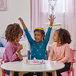 Hasbro Gaming Pretty Pretty Princess: Edition Board Game Featuring Disney Princesses, Jewelry Dress-Up Game for Kids Ages 5 and Up, for 2-4 Players