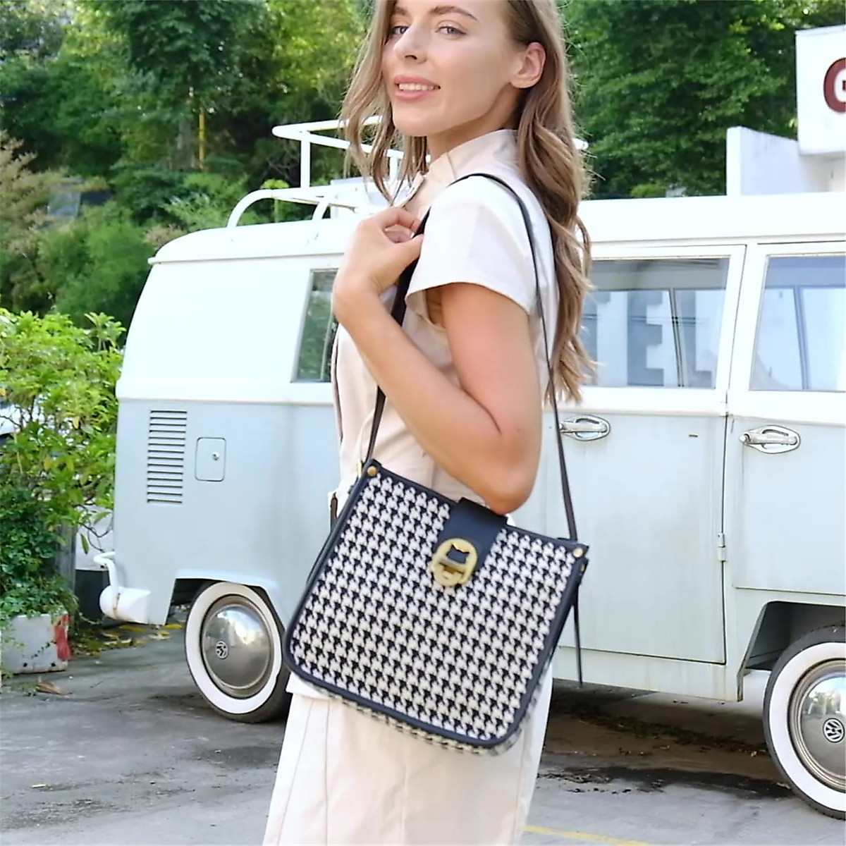 FOXLOVER Women’s Retro Portable Shoulder Bag New Houndstooth Commuter Bucket Bag Purse for Women Large Capacity Casual Underarm Bag