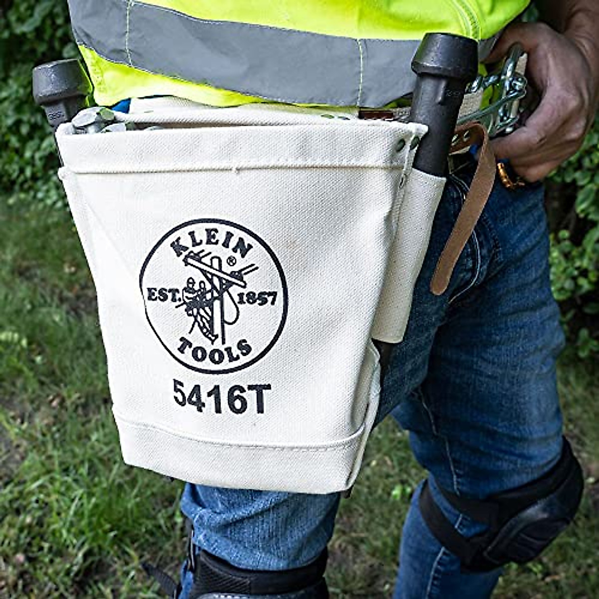Klein Tools 5416T Tool Bag, Bull-Pin and Bolt Pouch, No. 4 Canvas with Tunnel Connection, 5 x 10 x 9-Inch