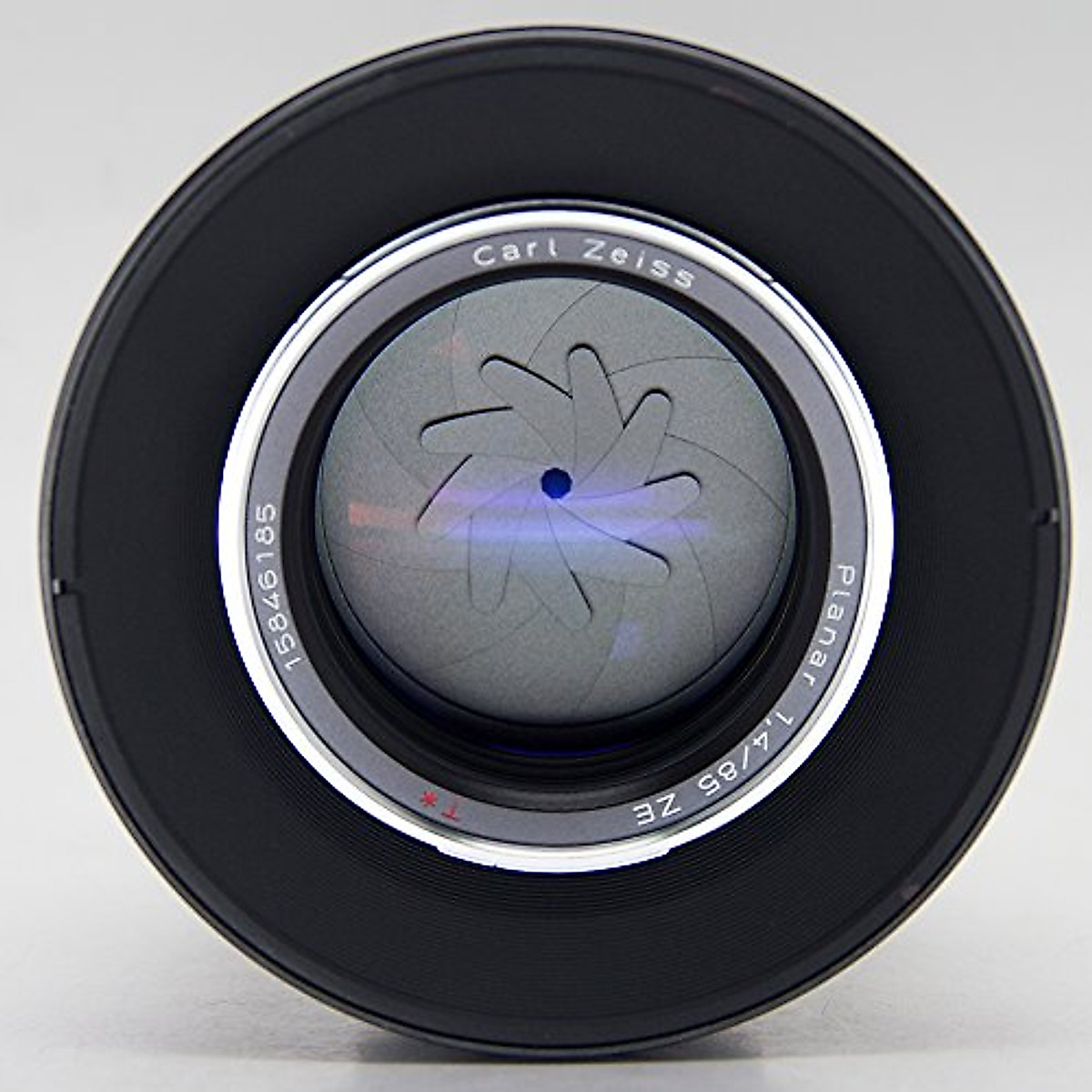 Cinematics Cine Lens Carl Zeiss ZE 85mm F1.4 Manual iris for Canon EF Mount