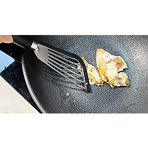 halteoly Fish Spatula Stainless steel with Silicone handled, Fish spatulas for nonstick cookware,Fish Flipper Spatula and Basting Brush (Black)
