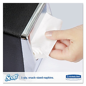 Scott Low Fold Paper Napkins (98720), Disposable, Snack-Sized, 1-Ply, 32 Packs of 250 Beverage Napkins (8,000 / Case)