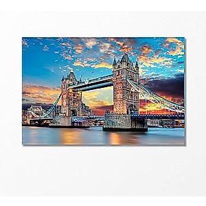 Tower Bridge in London UK Canvas Print 5 Panels / 36x24 inches