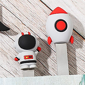 ARFUKA Bookmarks 3D Cartoon Astronaut Rocket Bookmarks Stainless Steel Page Markers Book Markers Set Gift for Men Women Kids Readers