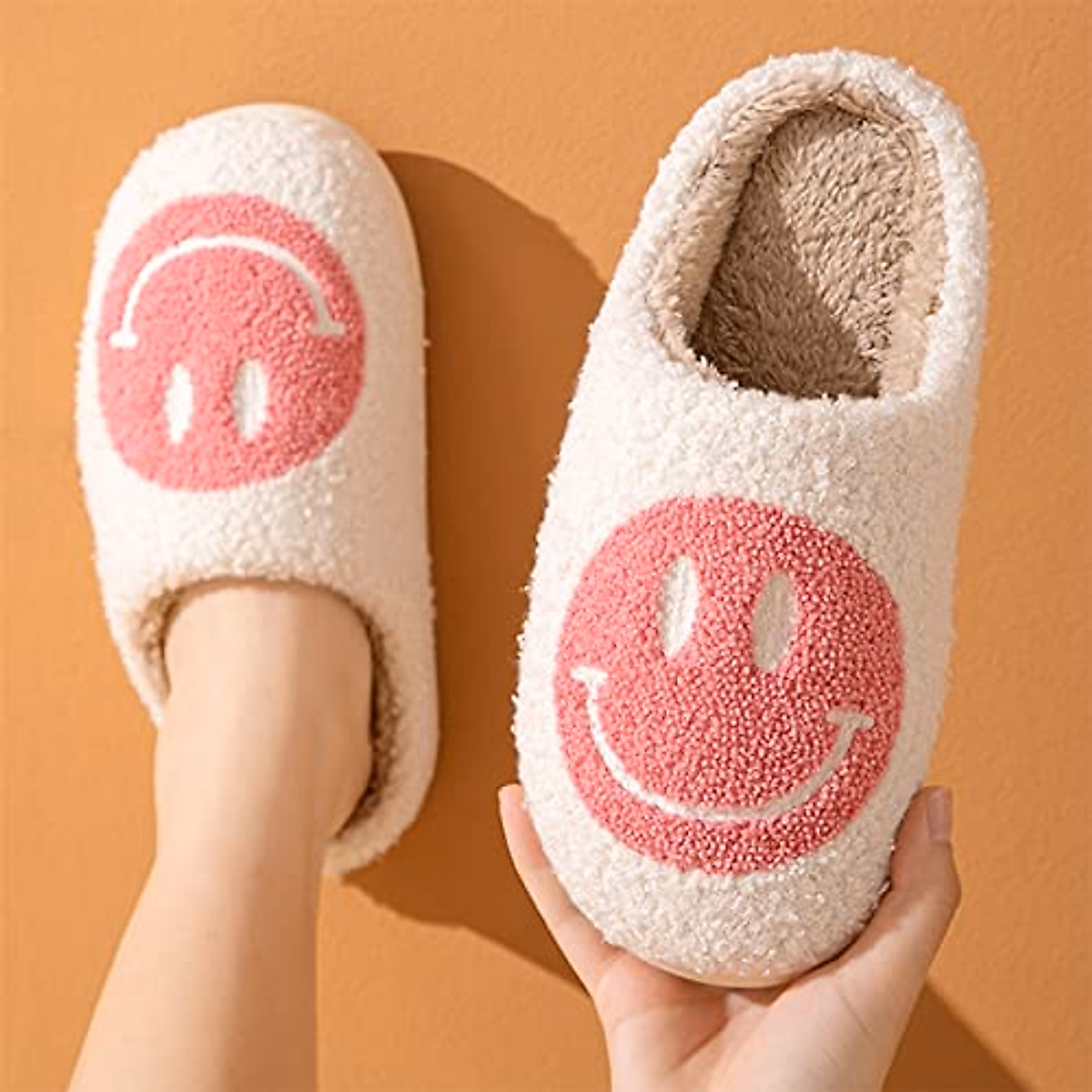 Smiley Face Slippers for Women, Cozy Smiley Slippers Fluffy Retro Preppy Slippers Comfy Happy Face Slippers Soft Slippers for Women