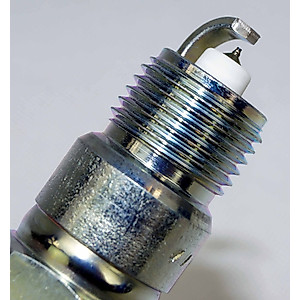 8 New NGK IRIDIUM IX Spark Plugs UR4IX # 7401