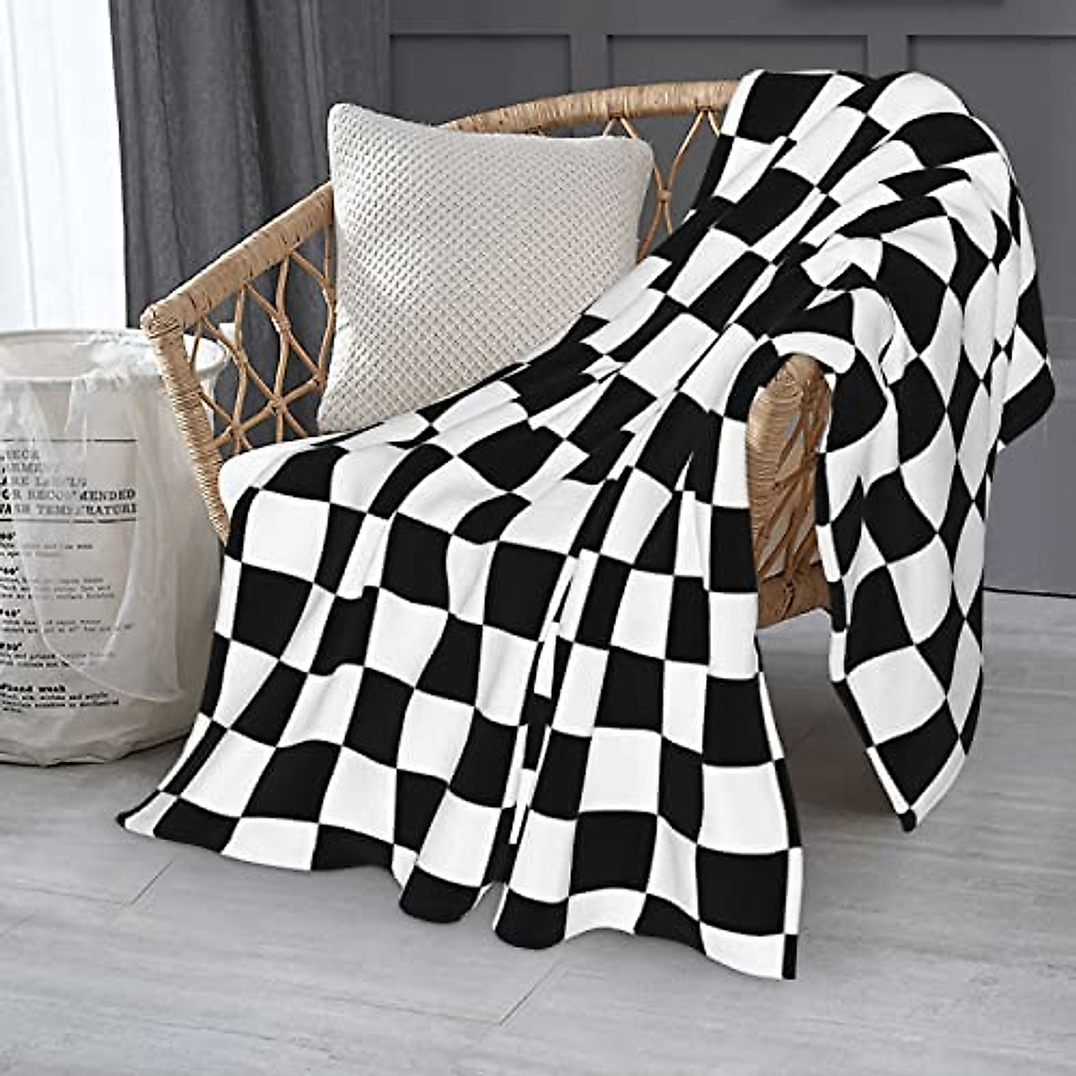 Black White Race Checkered Flag Throw Blanket, Ultra Soft Microplush Bed Blanket, All Season Microfiber Fleece Throw for Bed Chair Sofa Couch Bedroom 60"X50"