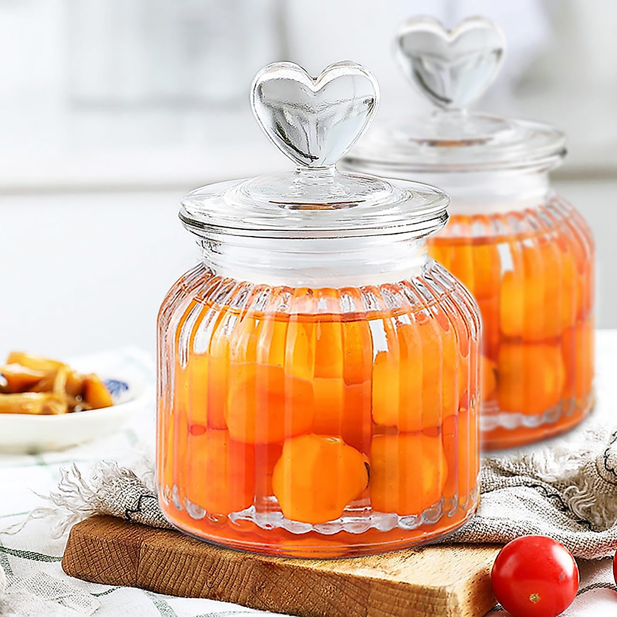 HomeyHoney 22 oz Clear Glass Canister with Cute Heart shaped Lids Set, Food Storage Glass Jars with Airtight Lids for Kitchen and Dining Room, Stripe/Set of 2