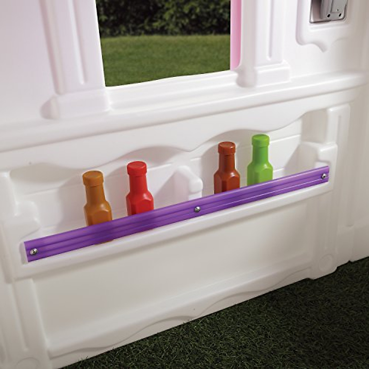 Step2 Sweetheart Kids Playhouse, Indoor/Outdoor Playset, Interactive Play with Sounds, Made of Durable Plastic, For Toddlers 1.5+ Years Old