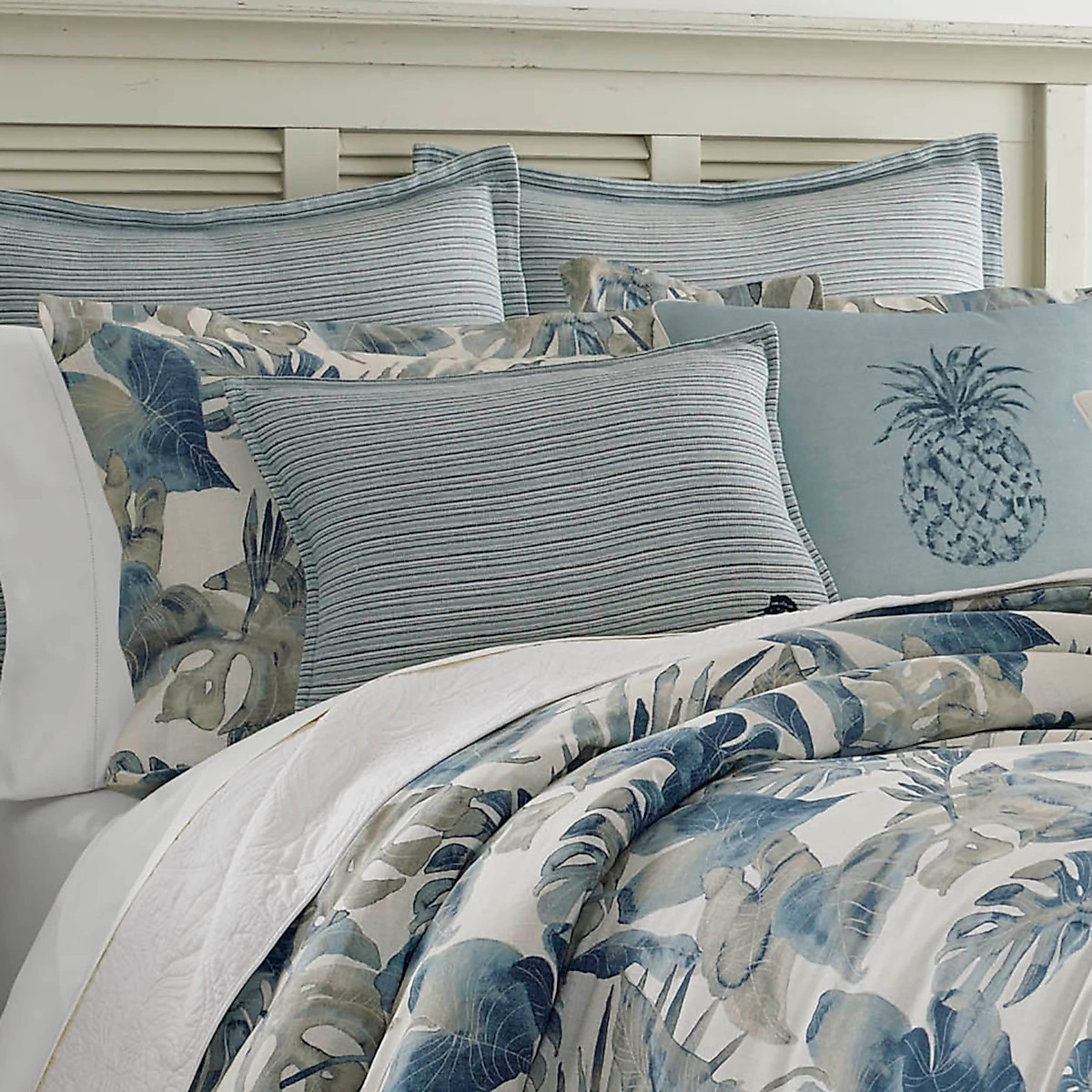 Tommy Bahama - Queen Duvet Cover Set, Soft Cotton Bedding with Matching Shams, Tropical Home Decor with Solid Reverse (Raw Coast Blue, Queen)
